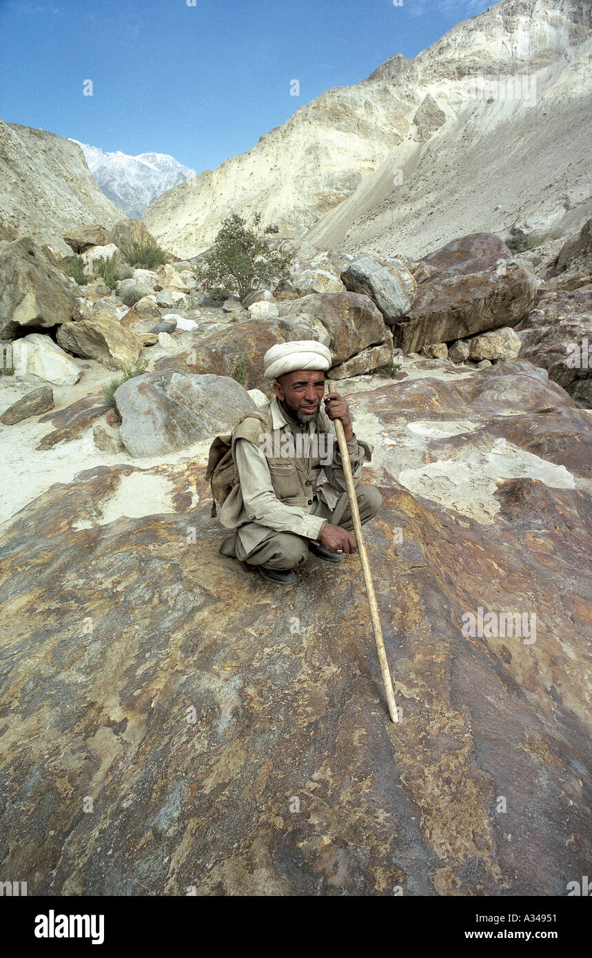 Braldu river gorge hi-res stock photography and images - Alamy