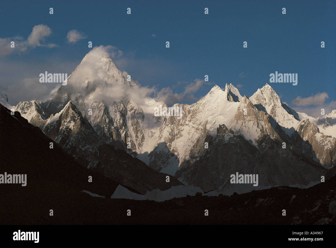 Baltoro muztagh hi-res stock photography and images - Alamy