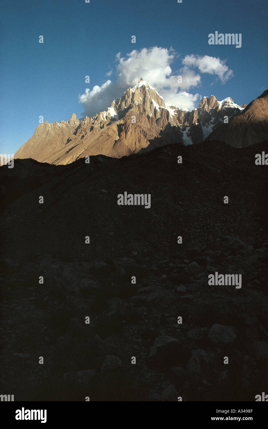 Baltoro Muztagh Range High Resolution Stock Photography and Images - Alamy