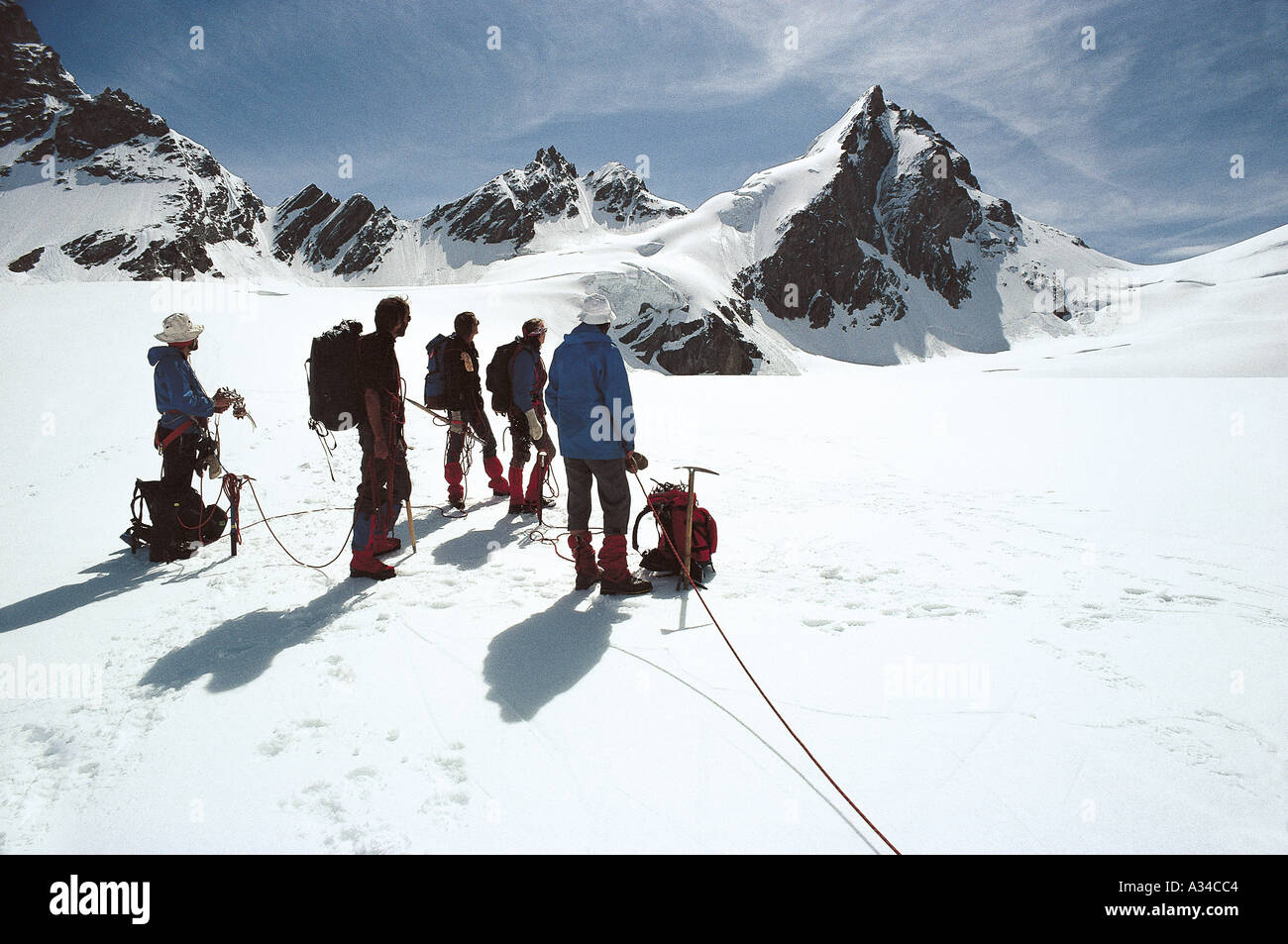 Eveque mitre hi-res stock photography and images - Alamy