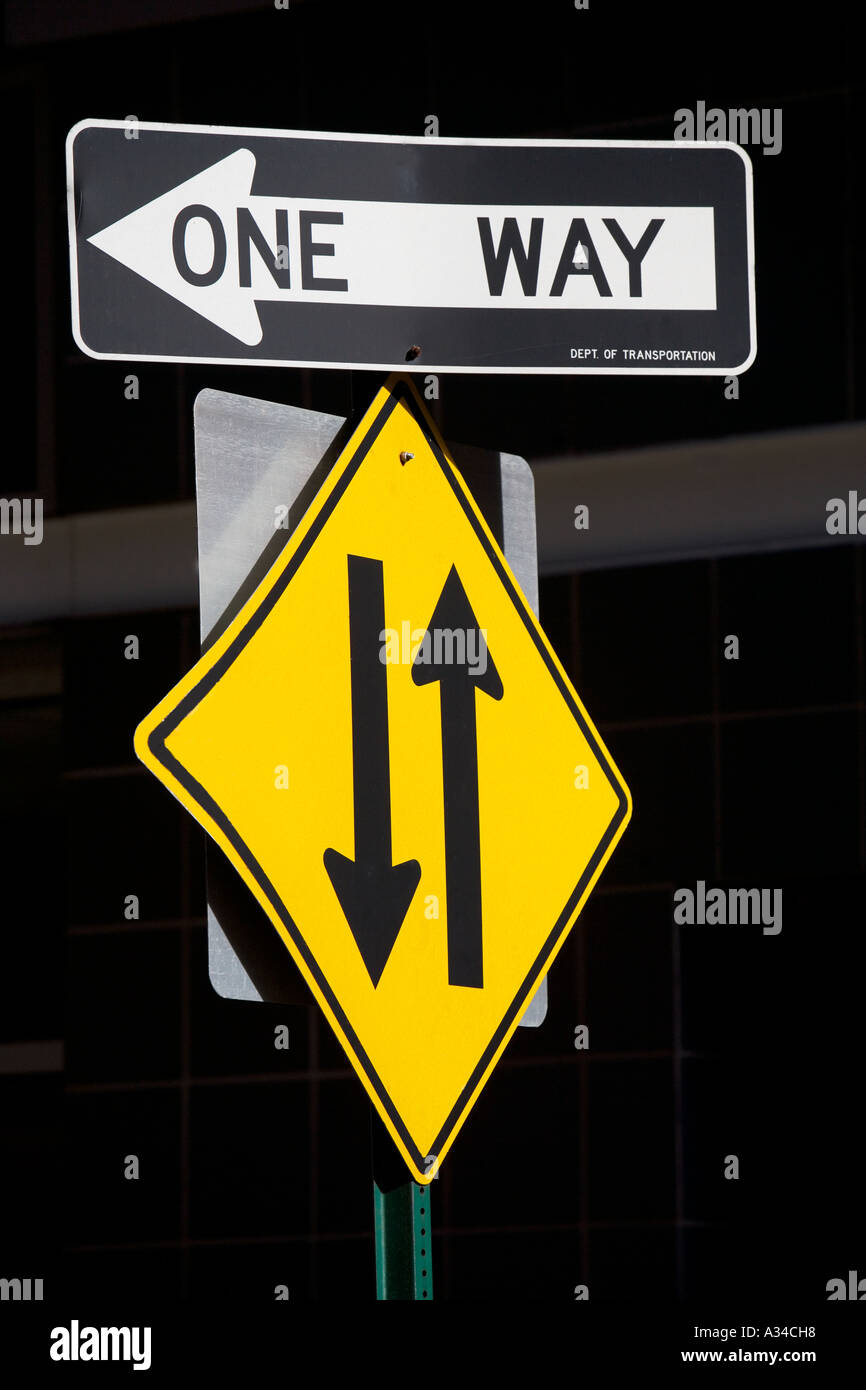 TRAFFIC SIGN, ARROWS, ONE WAY, DECISION Stock Photo - Alamy