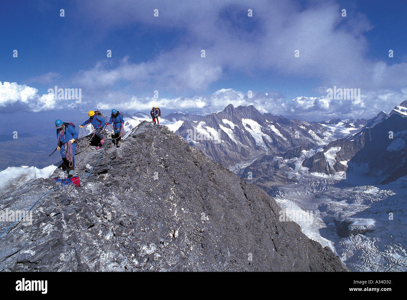 Narrow arete hi-res stock photography and images - Alamy