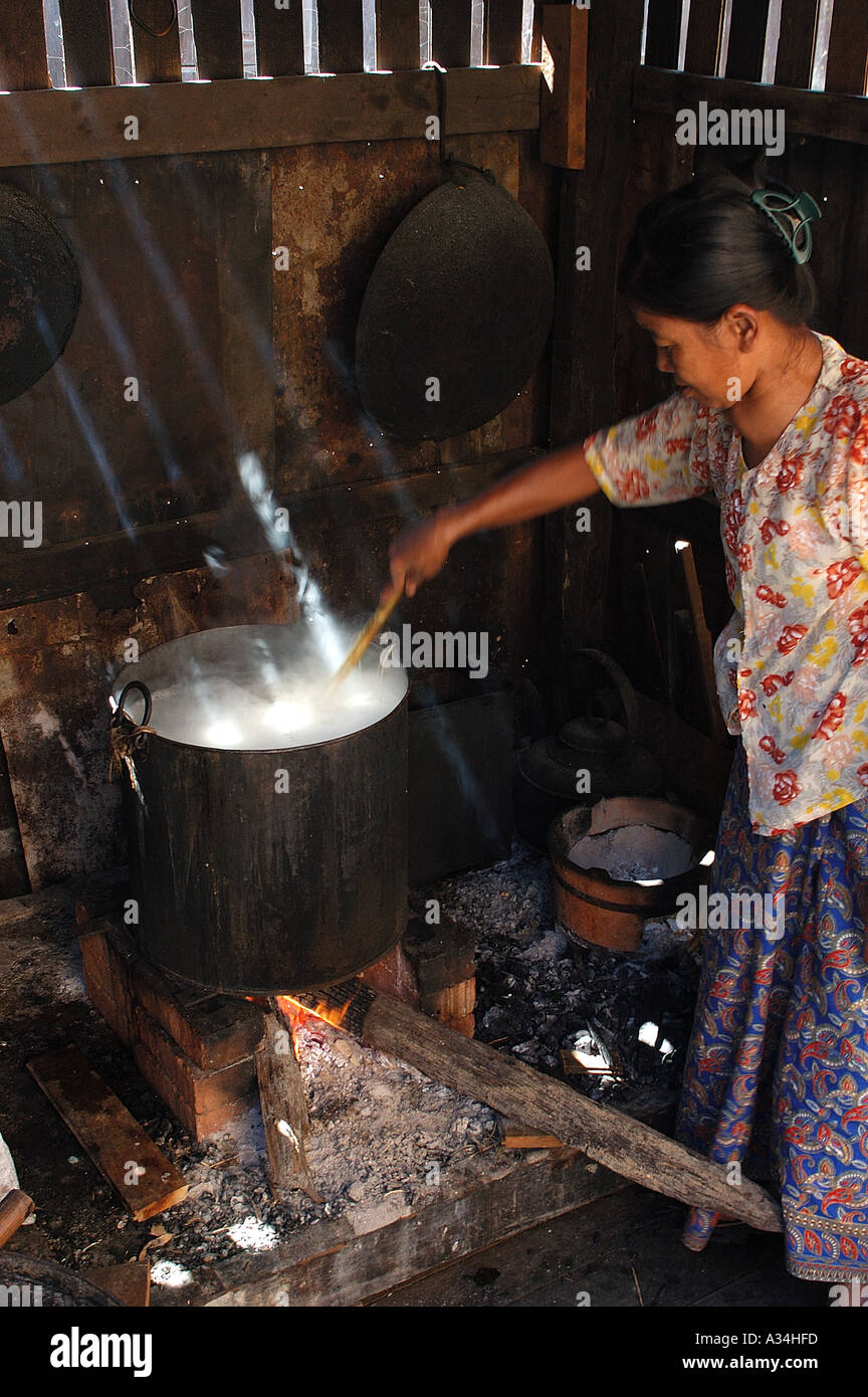 cooking outside kitchen Inle Lake Burma Myanmar Stock Photo - Alamy