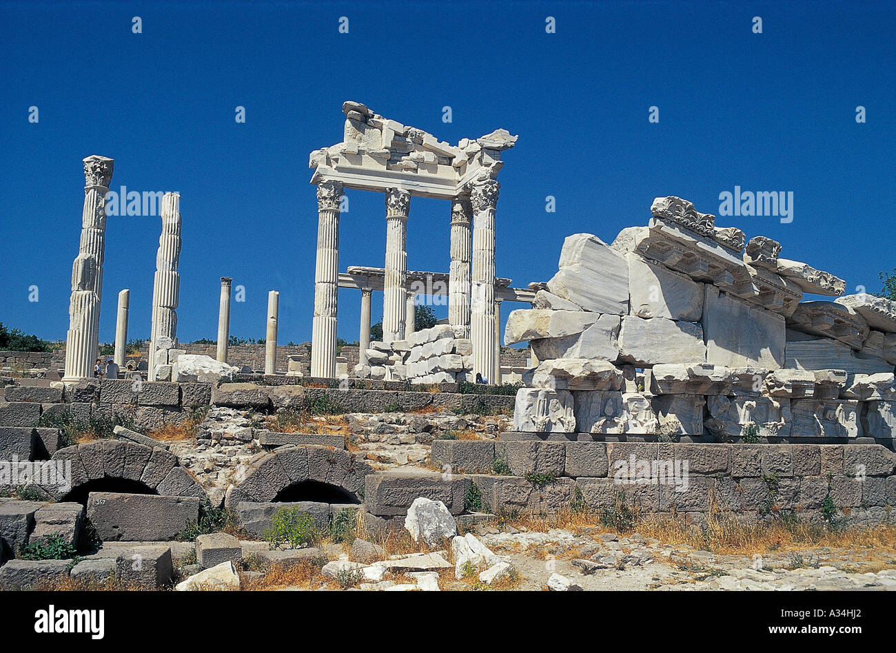 Ancient ruins of the Greek-Roman civilization Stock Photo - Alamy