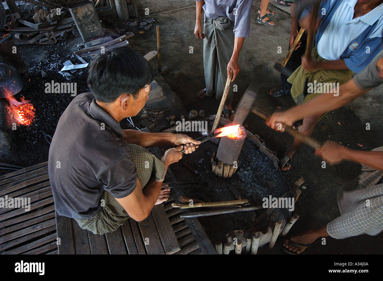 blacksmiths Inle Lake Burma Myanmar Stock Photo - Alamy