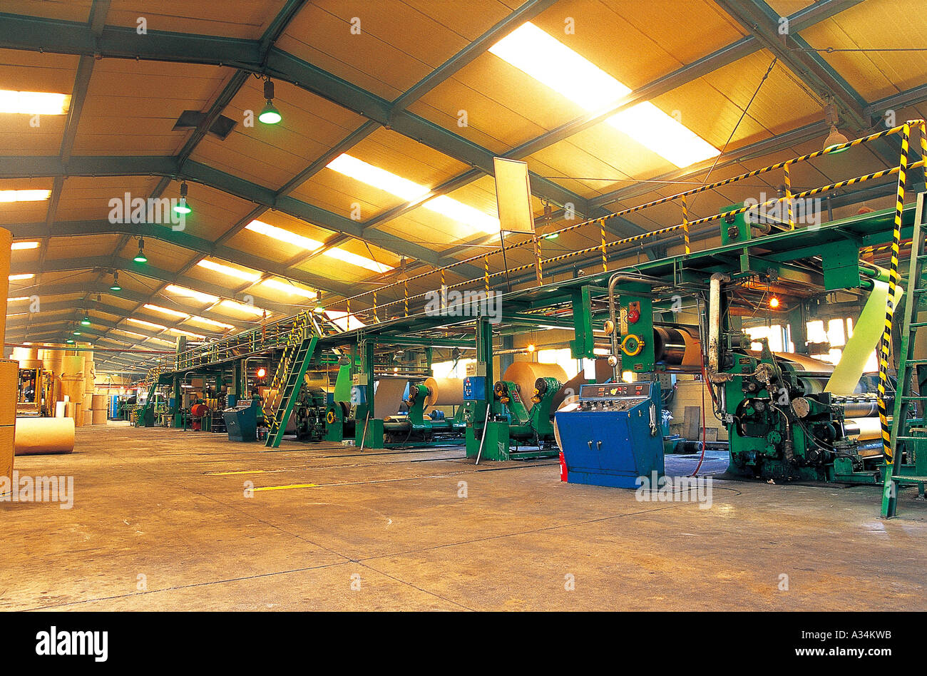 Inside manufacturing hi-res stock photography and images - Alamy