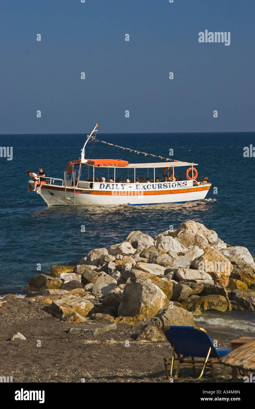 Parisia hi-res stock photography and images - Alamy