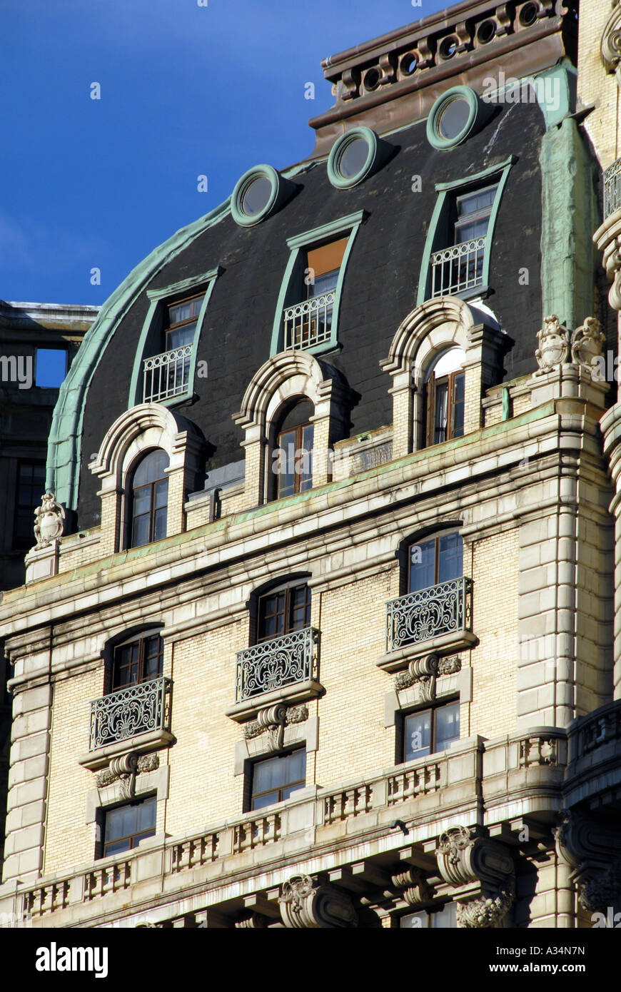 Beaux Arts Building detail Stock Photo - Alamy
