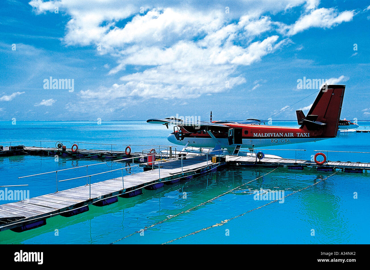 Hydro airplane hi-res stock photography and images - Alamy