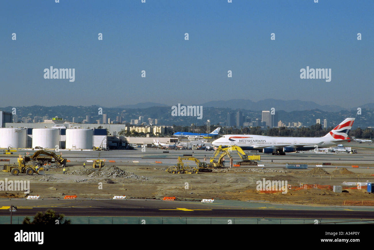 Aircraft construction boeing 747 hi-res stock photography and images ...