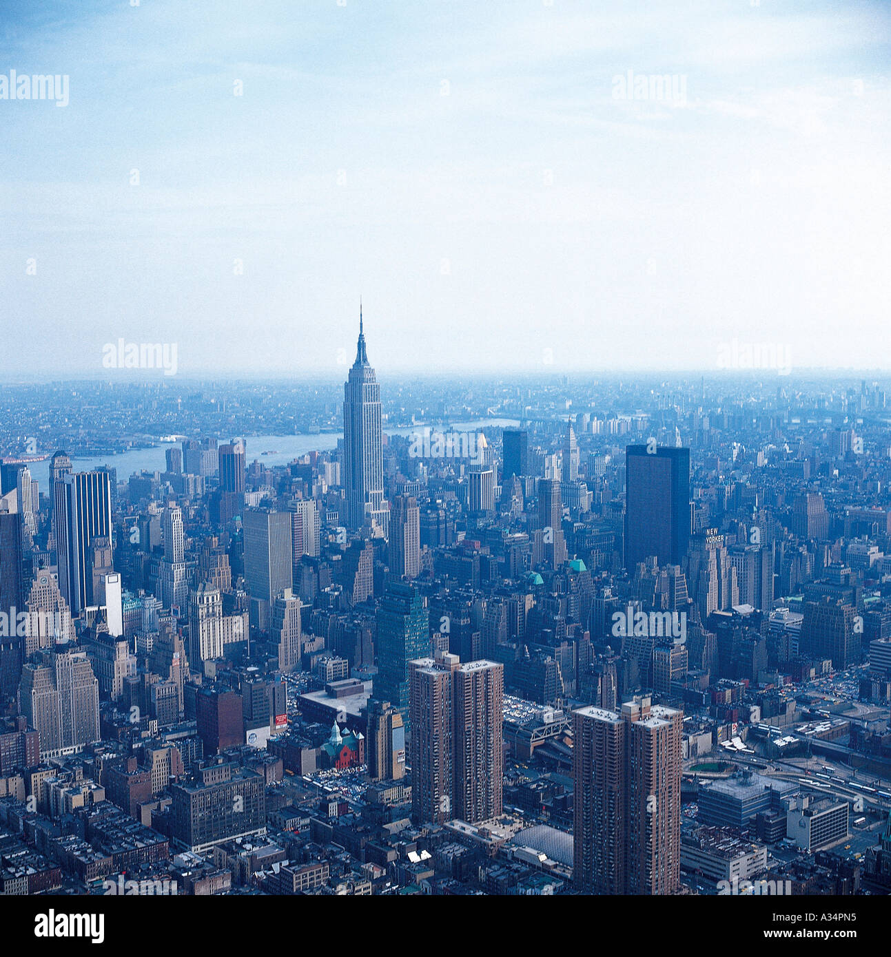 Manhattan birdseye view hi-res stock photography and images - Alamy