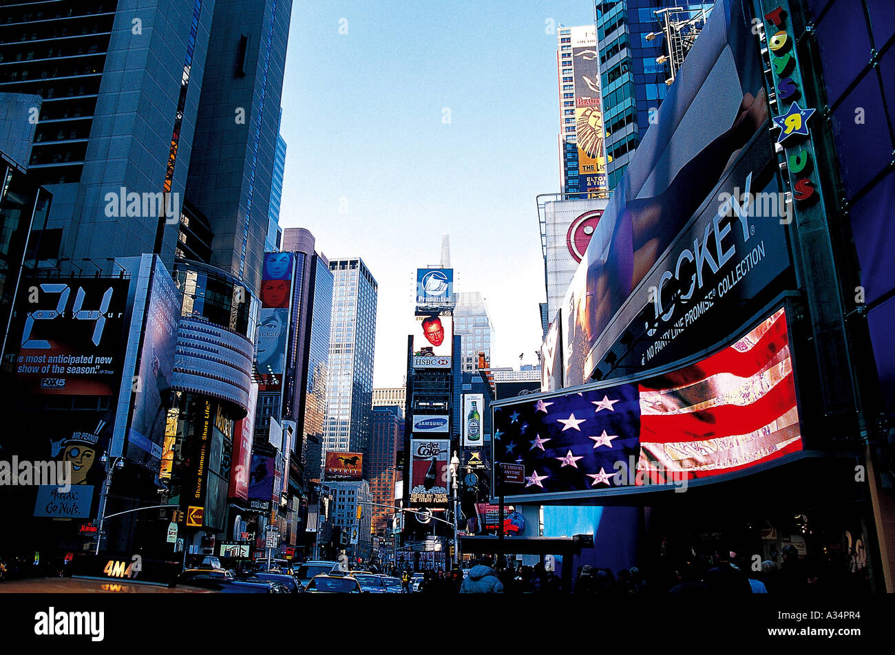 Billboard street level hi-res stock photography and images - Alamy