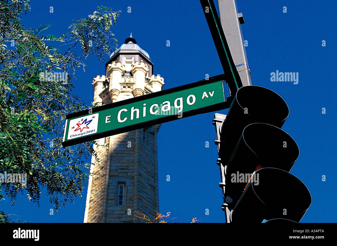 Chicago electric pole hi-res stock photography and images - Alamy