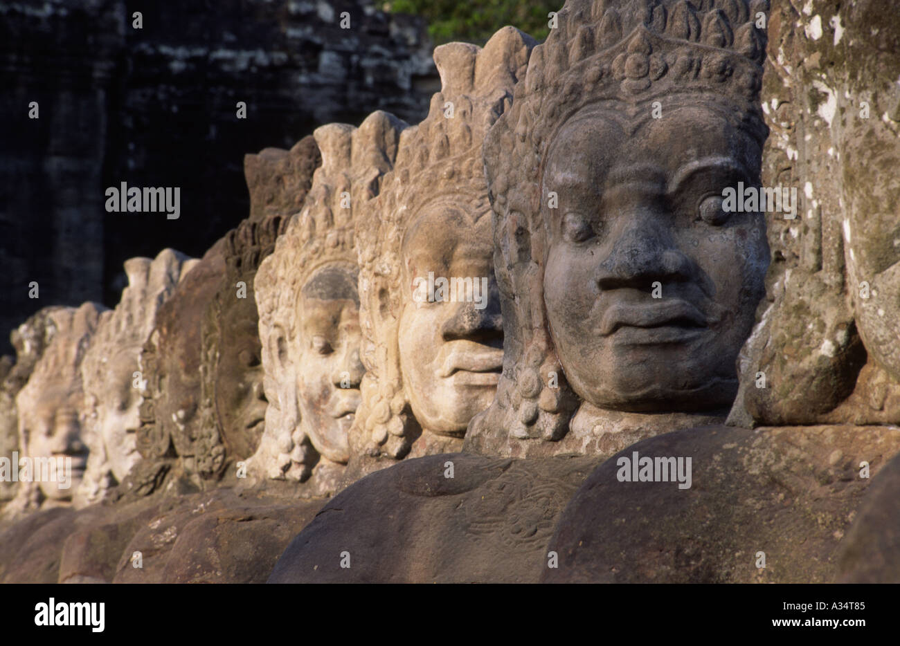 Asura angkor wat hi-res stock photography and images - Alamy