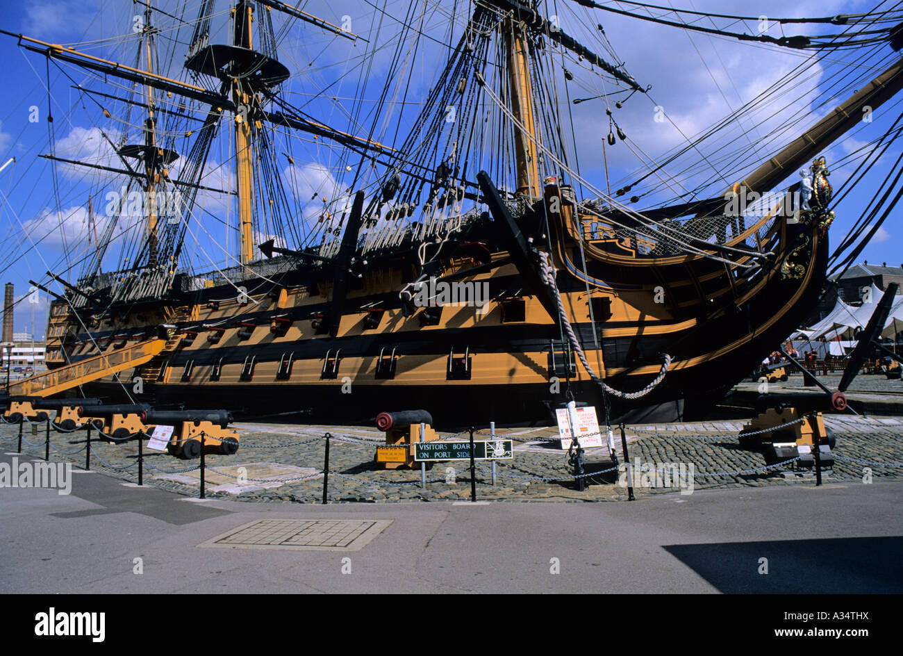 Hms victory portsmouth dry dock hi-res stock photography and images - Alamy