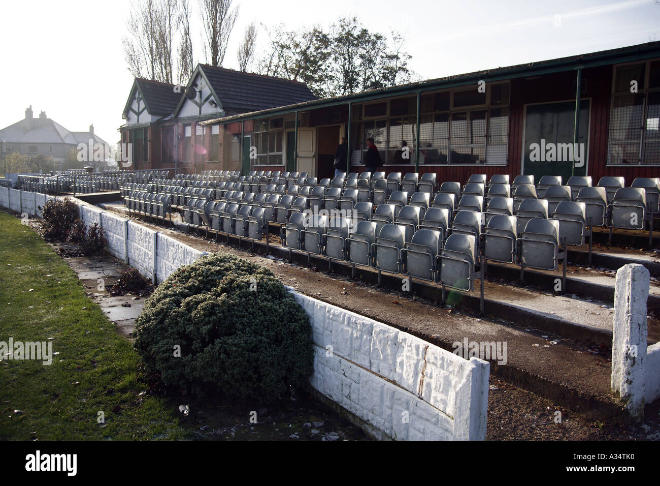Empty cricket pavilion hi-res stock photography and images - Alamy