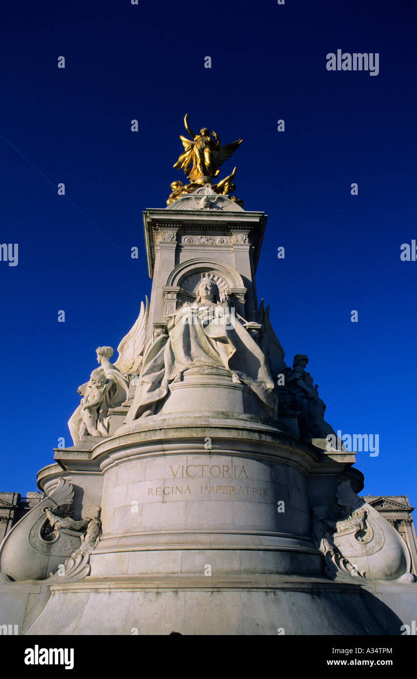 Victoria Memorial, Buckingham Palace, City of Westminster, London, UK Stock Photo - Alamy