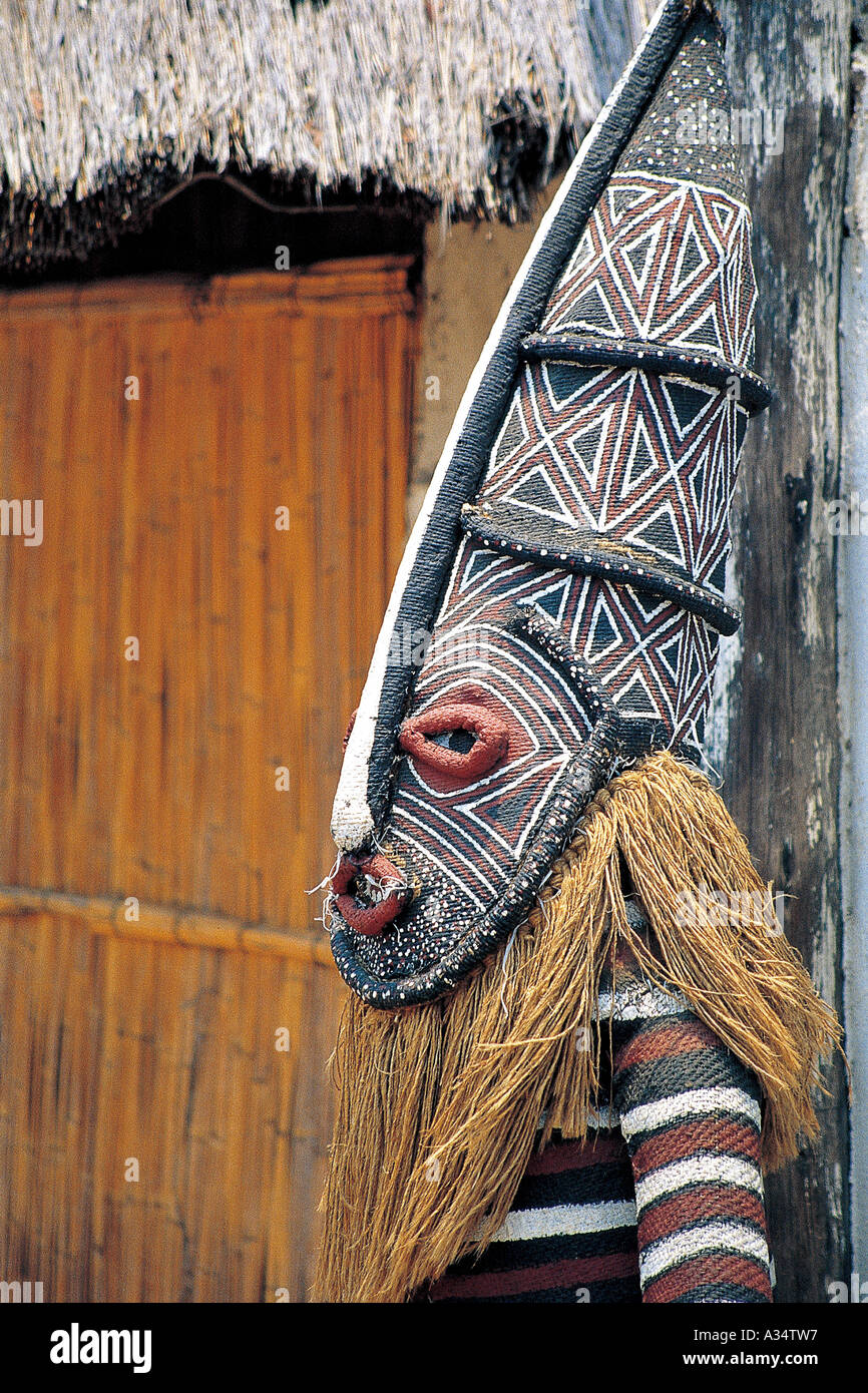 Zulu customs hi-res stock photography and images - Alamy