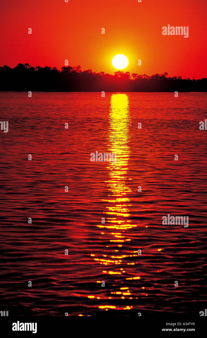 Setting sun africa hi-res stock photography and images - Alamy