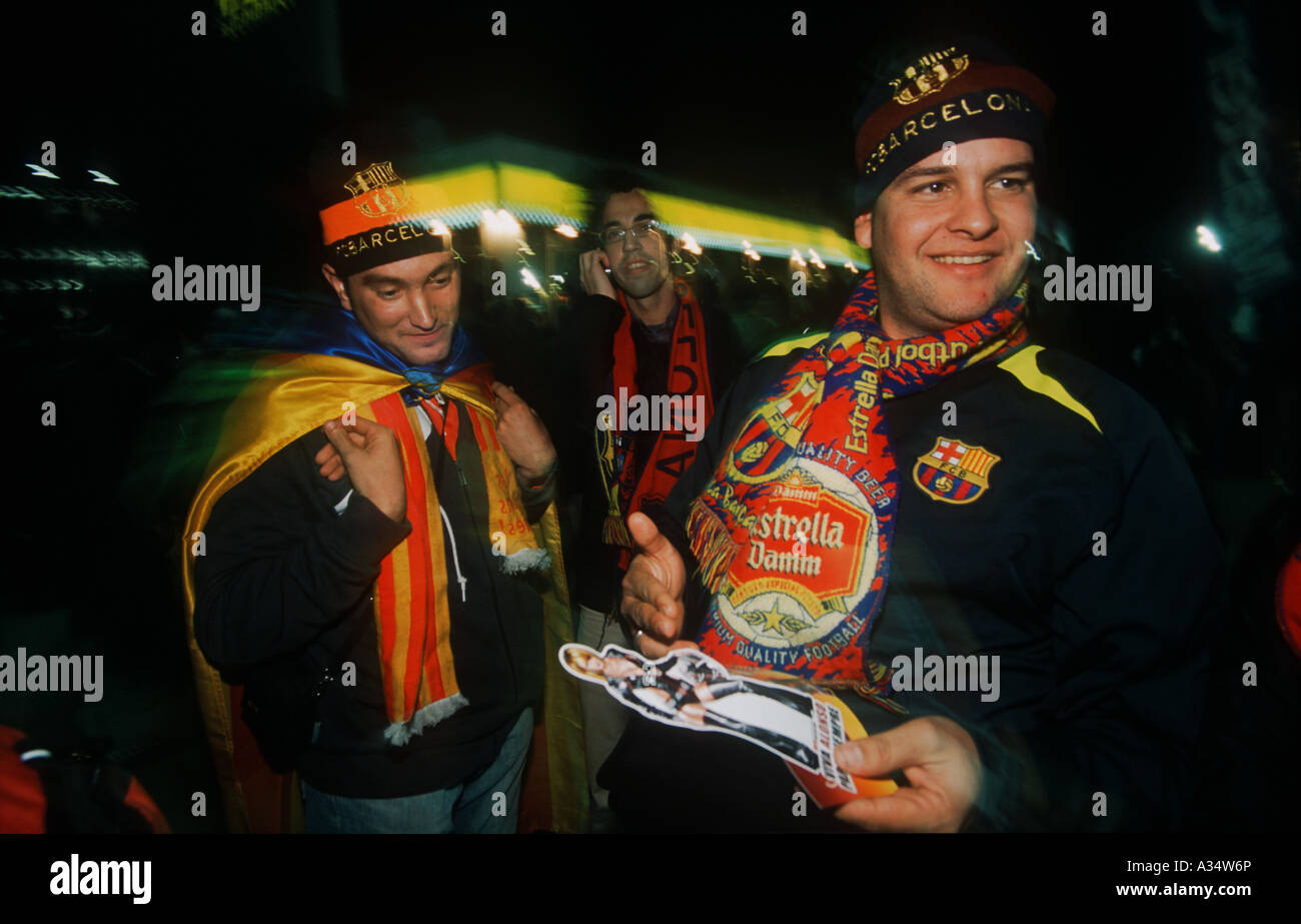 Camp nou fans hi-res stock photography and images - Alamy