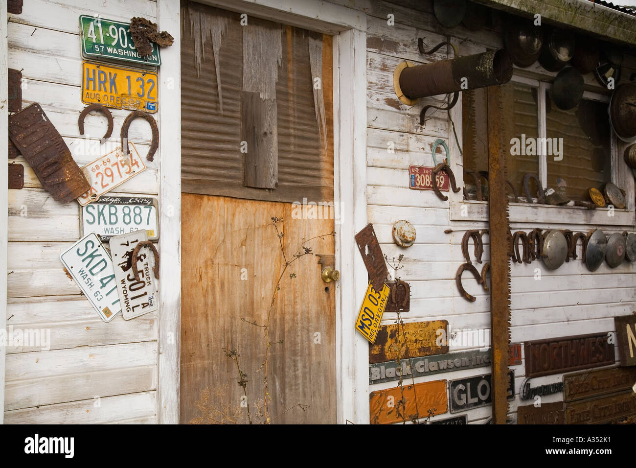 Back door country house hi-res stock photography and images - Alamy