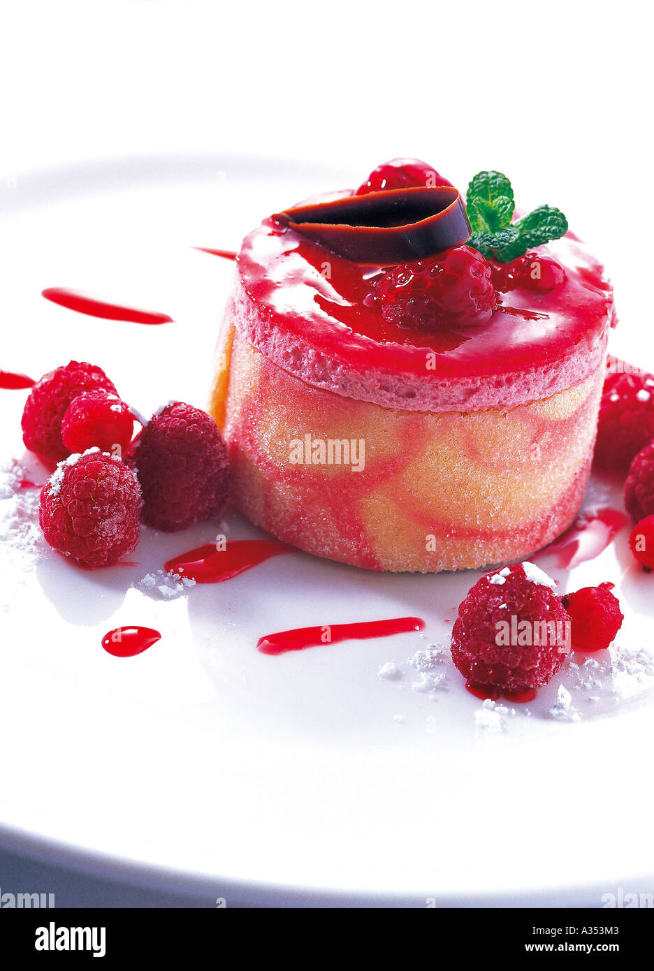 A strawberry cake for desert Stock Photo - Alamy