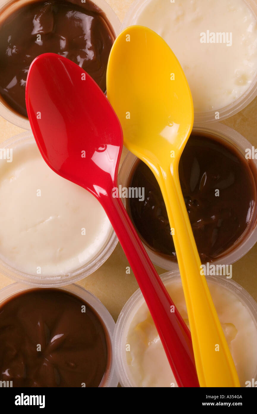 Spoons and pudding Stock Photo - Alamy