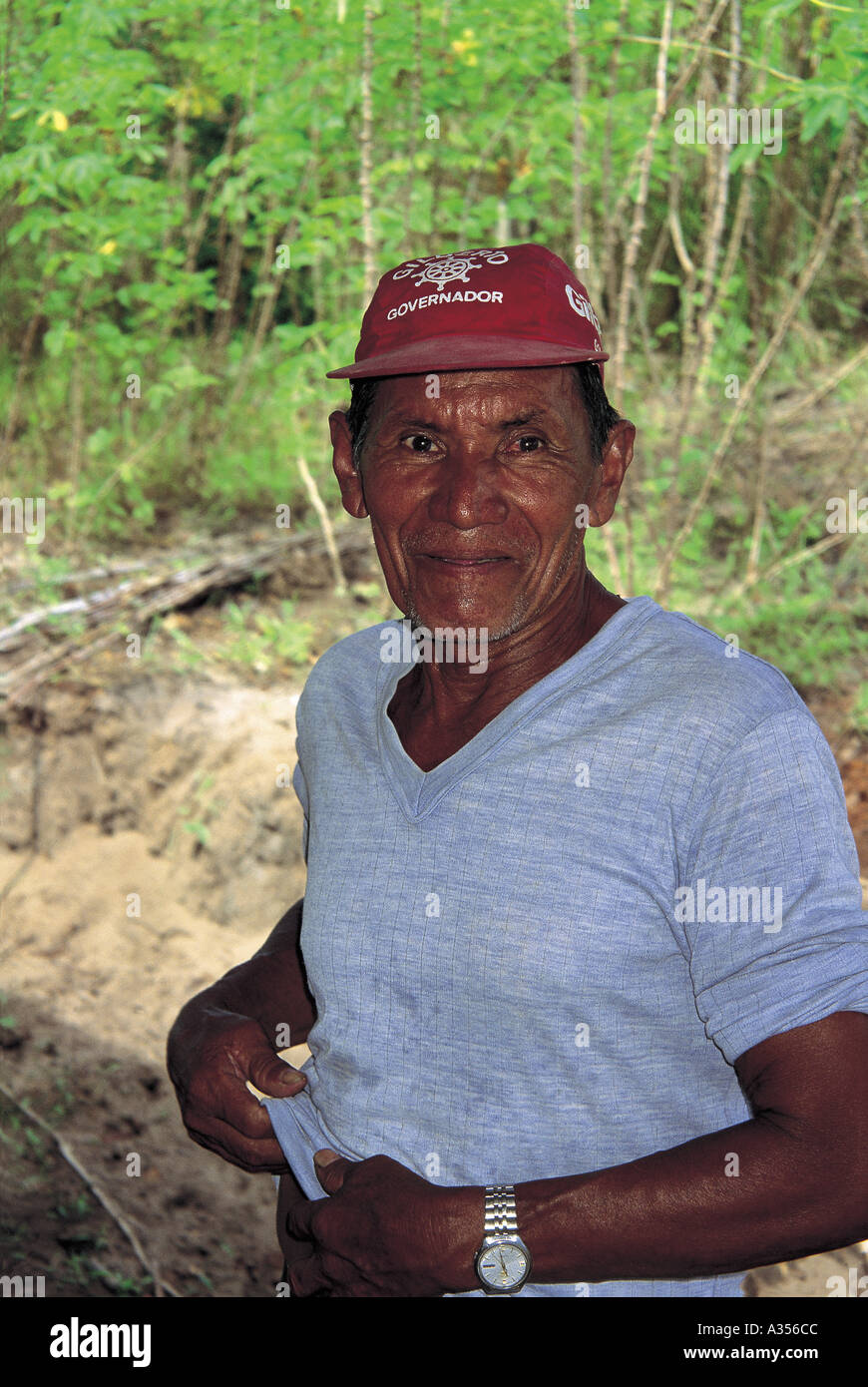 Blind old man hi-res stock photography and images - Alamy