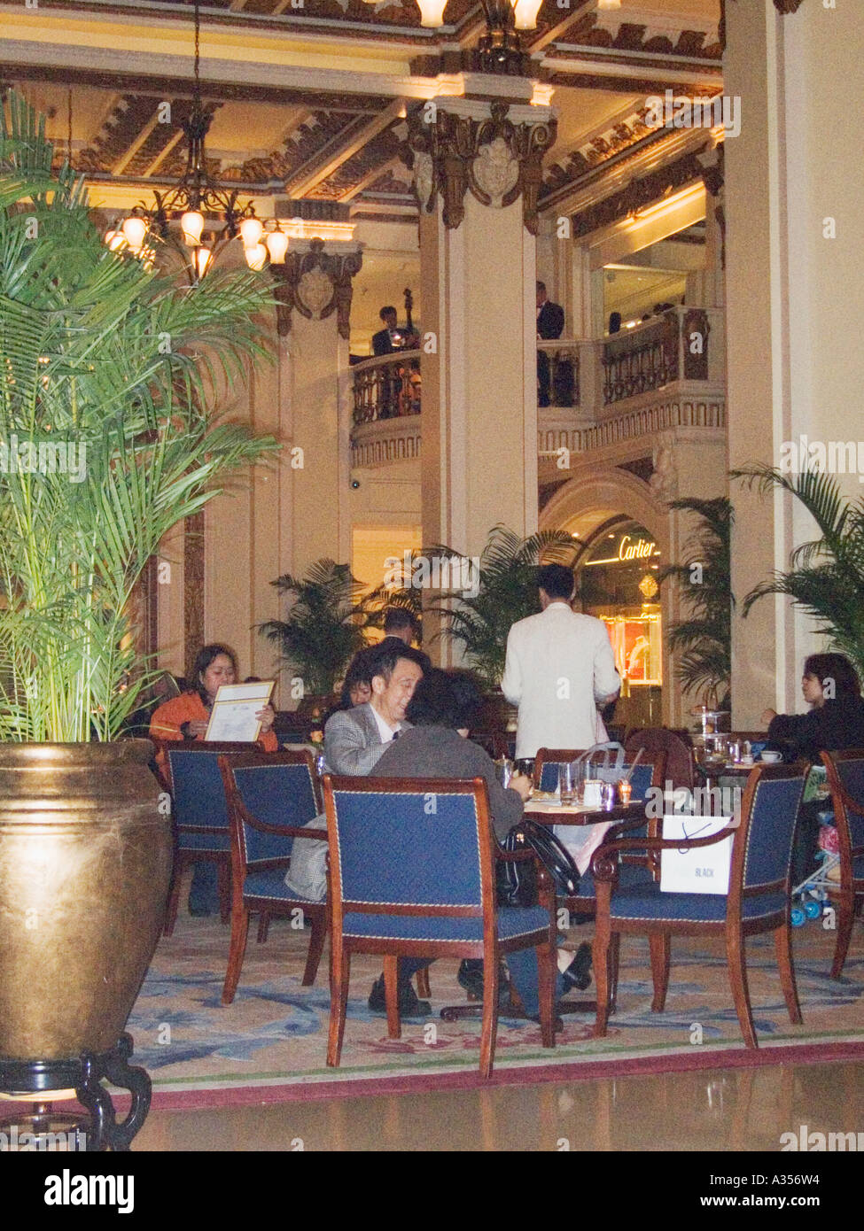 Peninsula Hotel Interior Kowloon Hong Kong China Stock Photo - Alamy