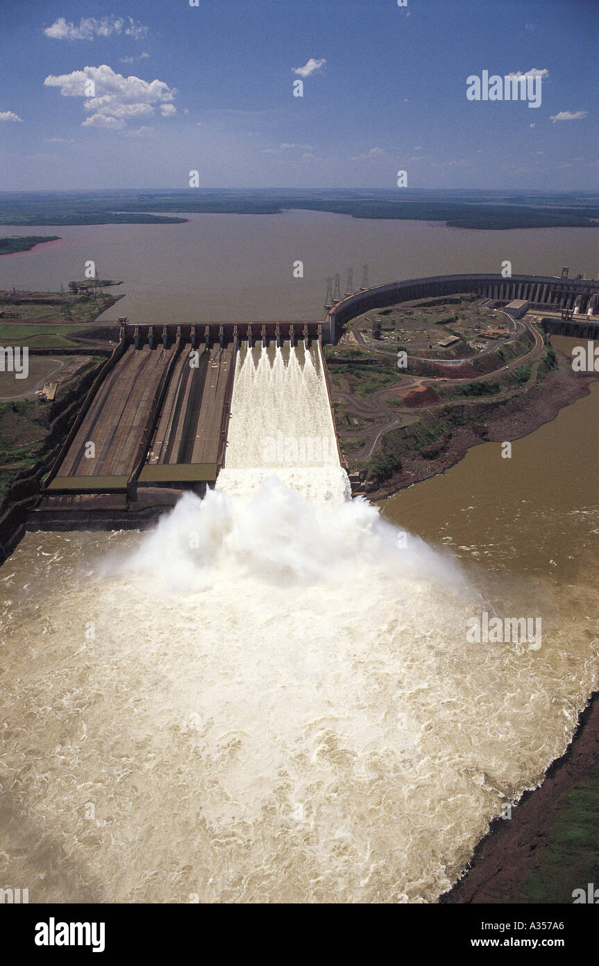 Itaipu Hydroelectric Dam Stock Photo - Alamy