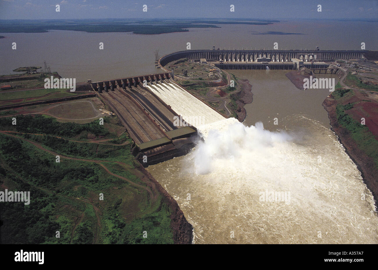 Itaipu Hydroelectric Dam Stock Photo - Alamy