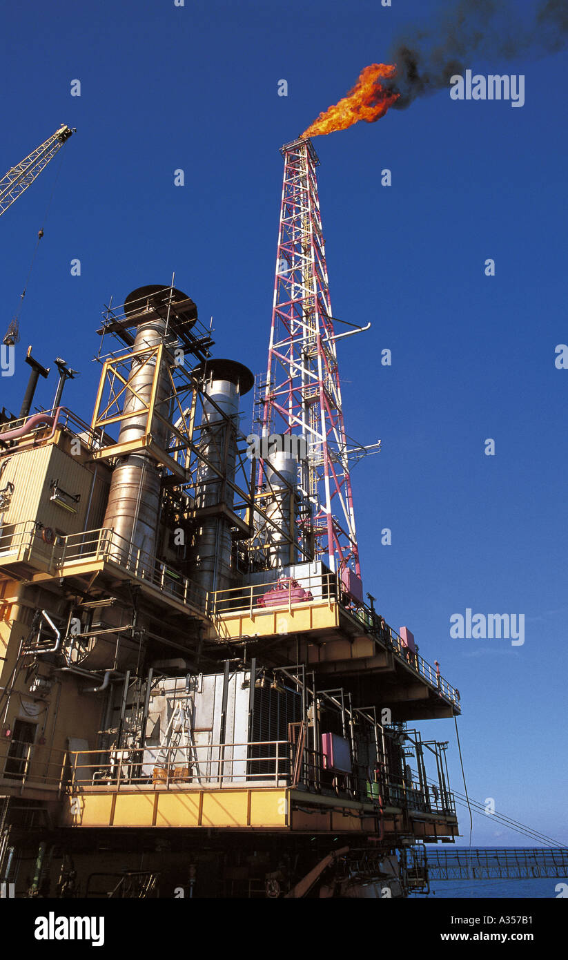 Petrobras oil rig hi-res stock photography and images - Alamy