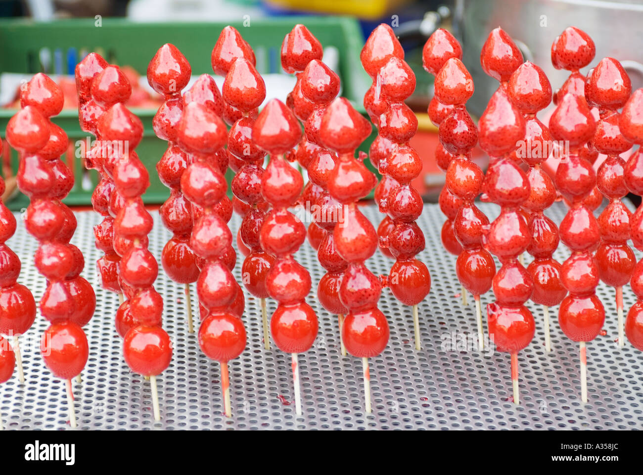 Candied strawberries hi-res stock photography and images - Alamy