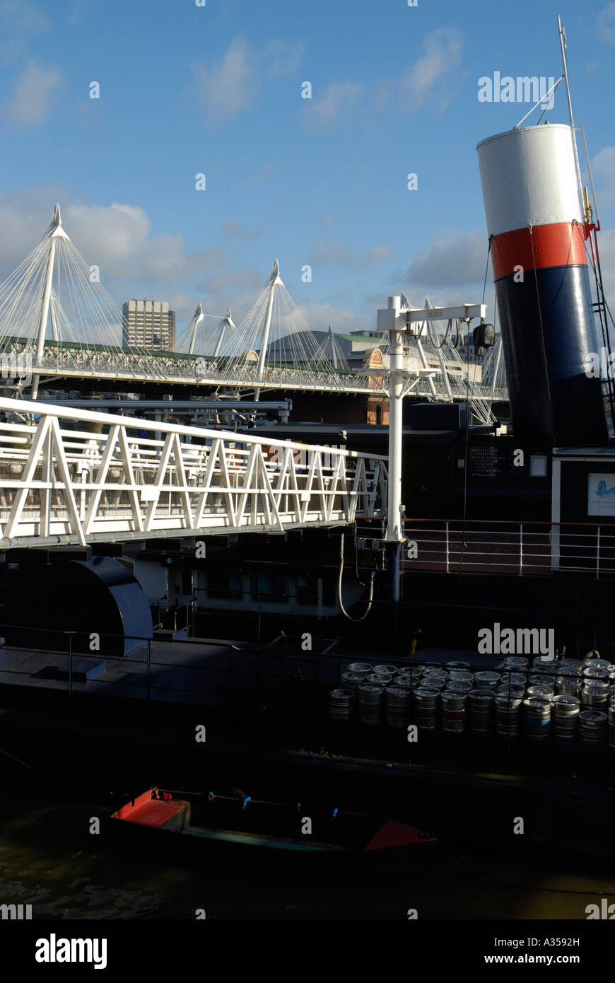 Tattershall castle boat hi-res stock photography and images - Alamy