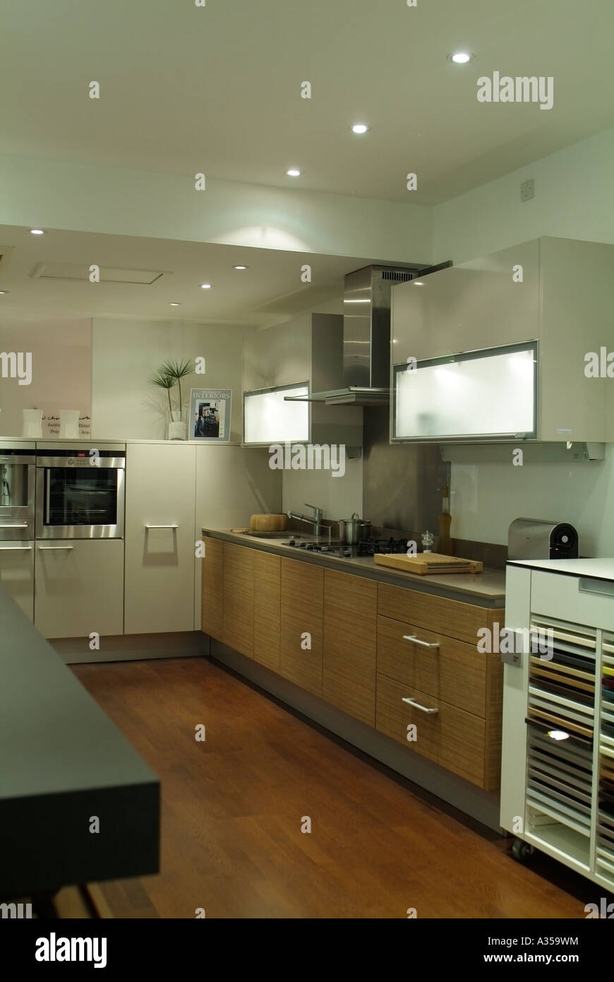 A modern kitchen Stock Photo - Alamy