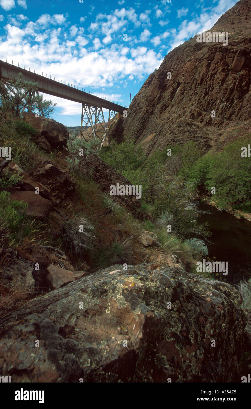 Trussel hi-res stock photography and images - Alamy