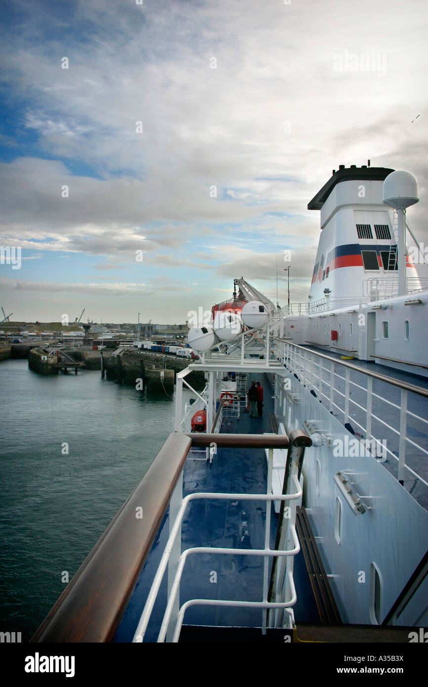 Cross channel ferry st malo hi-res stock photography and images - Alamy