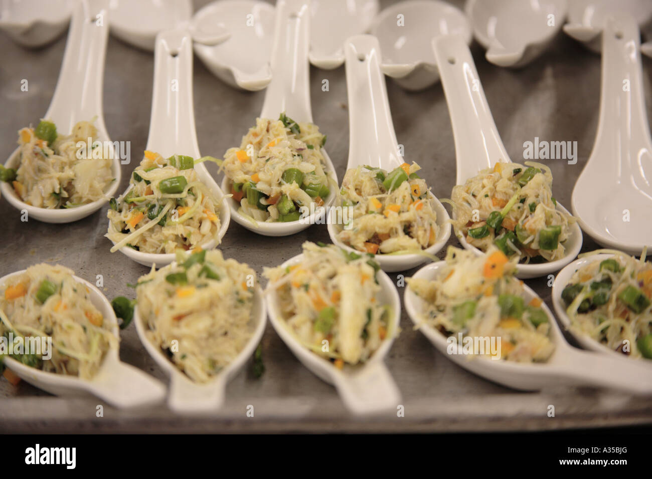 Chinese Soup Spoons Stock Photo - Alamy