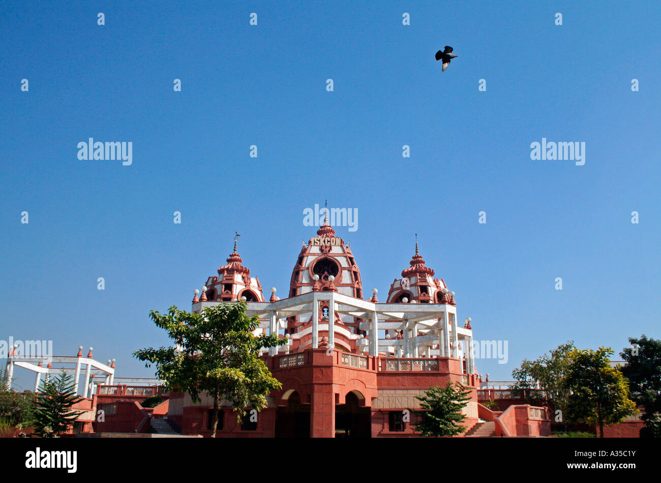 Iskcon temple hi-res stock photography and images - Alamy