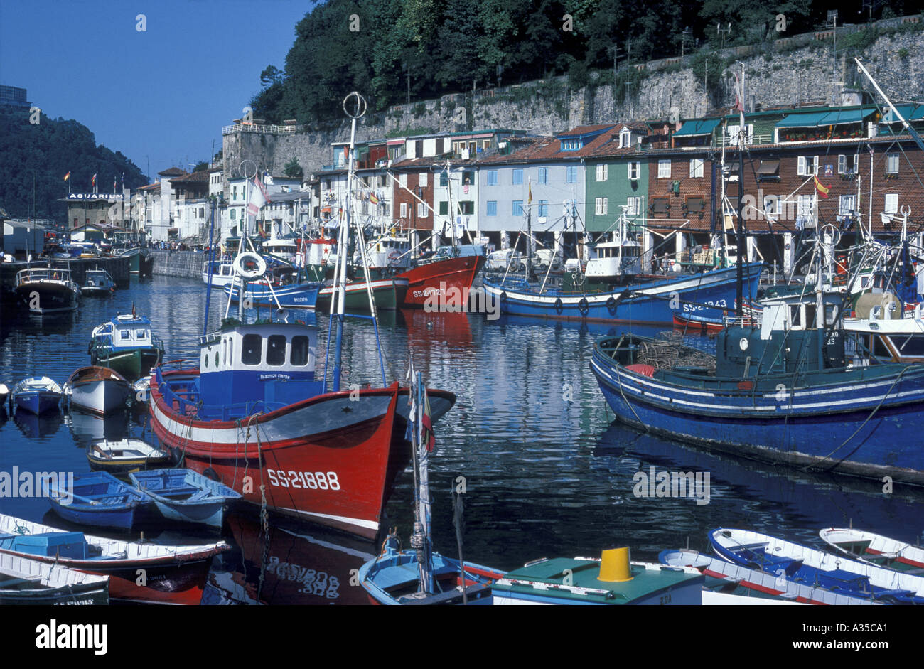 Bilbao harbour food hi-res stock photography and images - Alamy