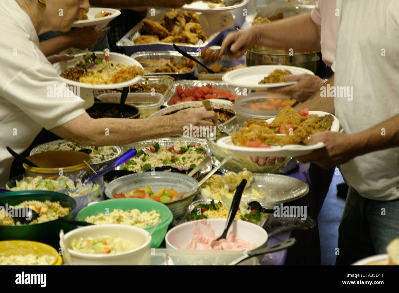 Potluck buffet hi-res stock photography and images - Alamy
