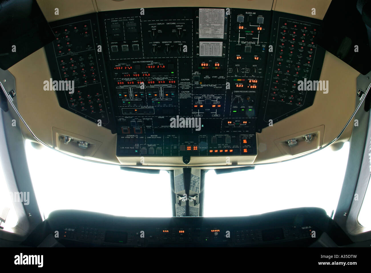 Gulf Stream Aircraft Cockpit Stock Photo - Alamy