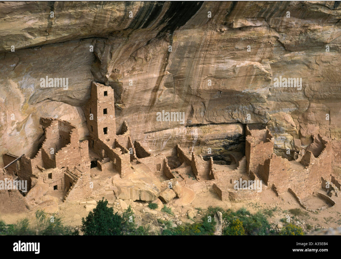 Rock ruins cliff rocky hi-res stock photography and images - Alamy