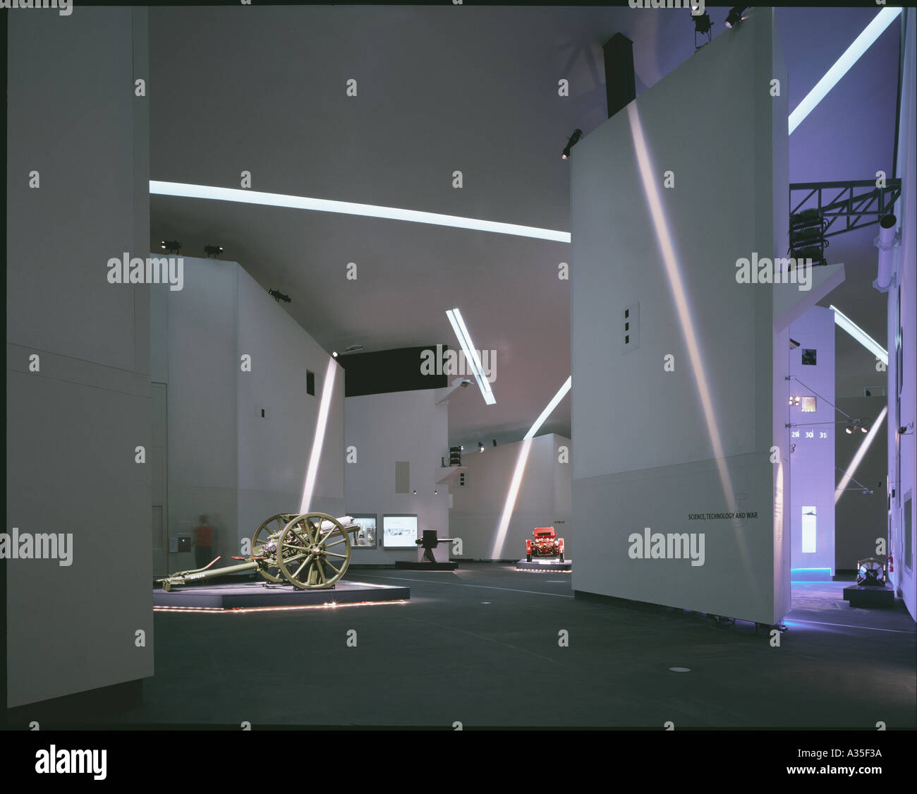 Daniel libeskind hi-res stock photography and images - Alamy