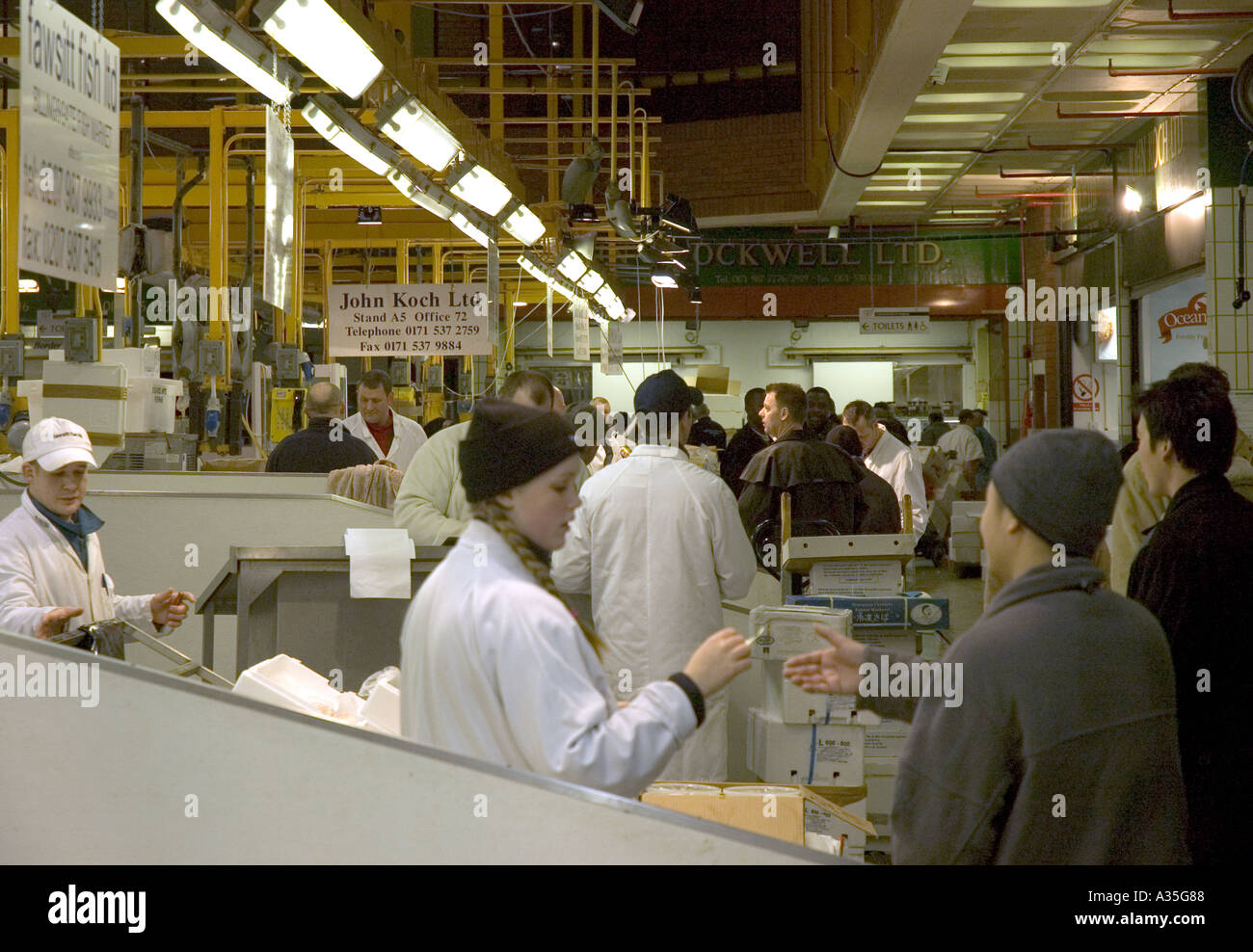 The Billingsgate Fish Market at Canary Wharf in London Stock Photo - Alamy