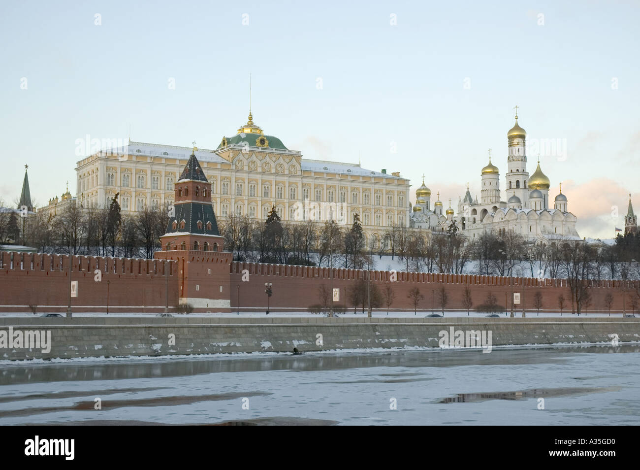 Mockba river hi-res stock photography and images - Alamy