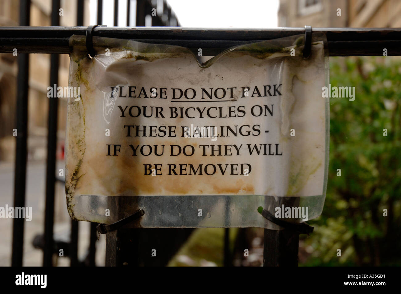 Sign in Oxford stating that bicycles should not be leant against the ...