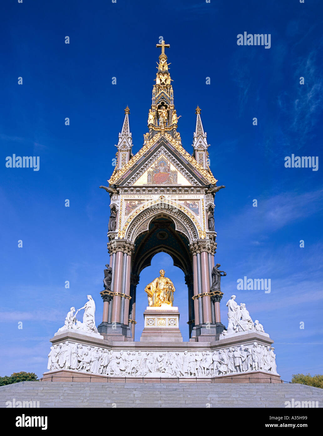 The Prince Albert Memorial in Kensington in London Stock Photo - Alamy