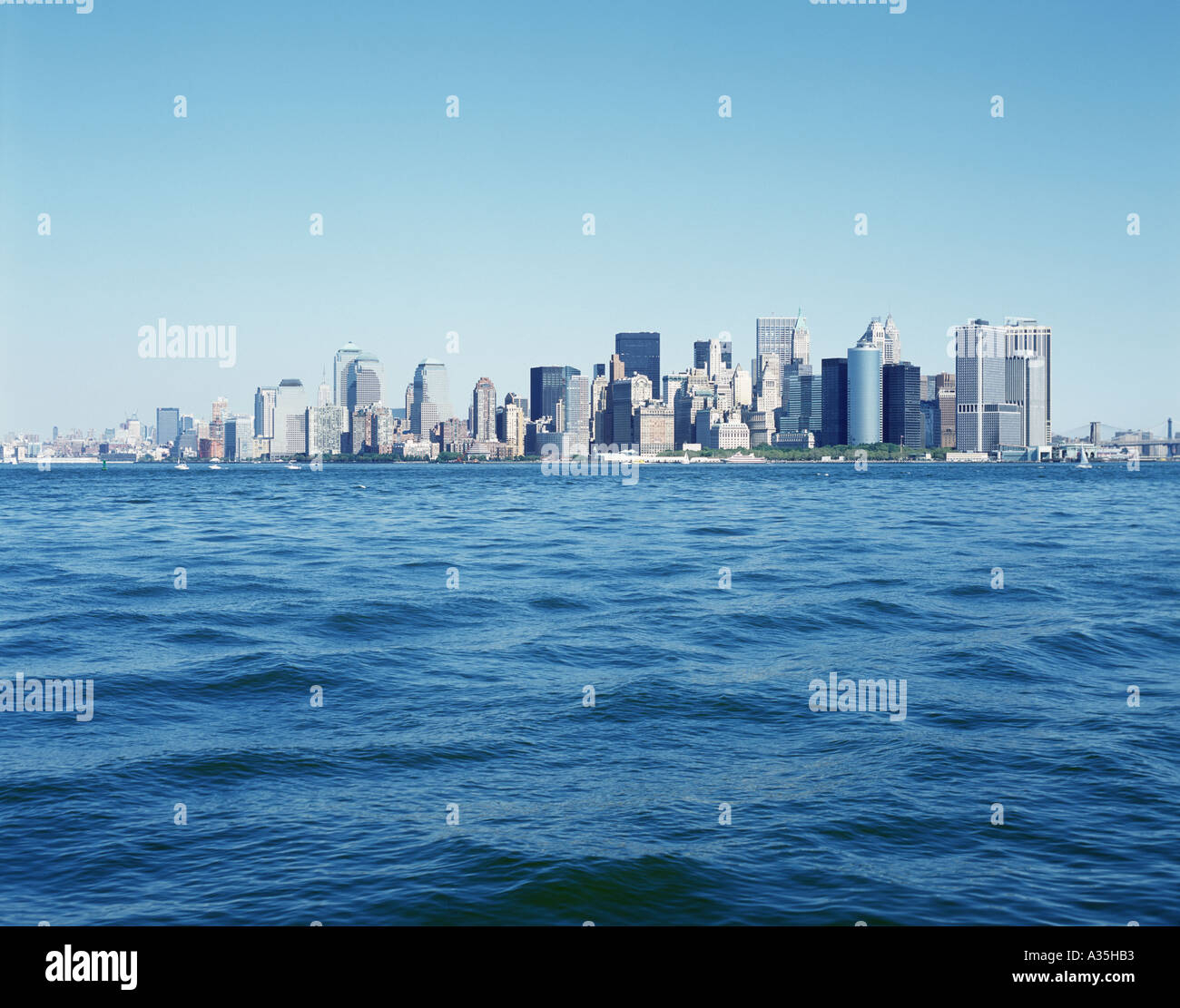 A view of Southern Manhattan from the water Stock Photo - Alamy