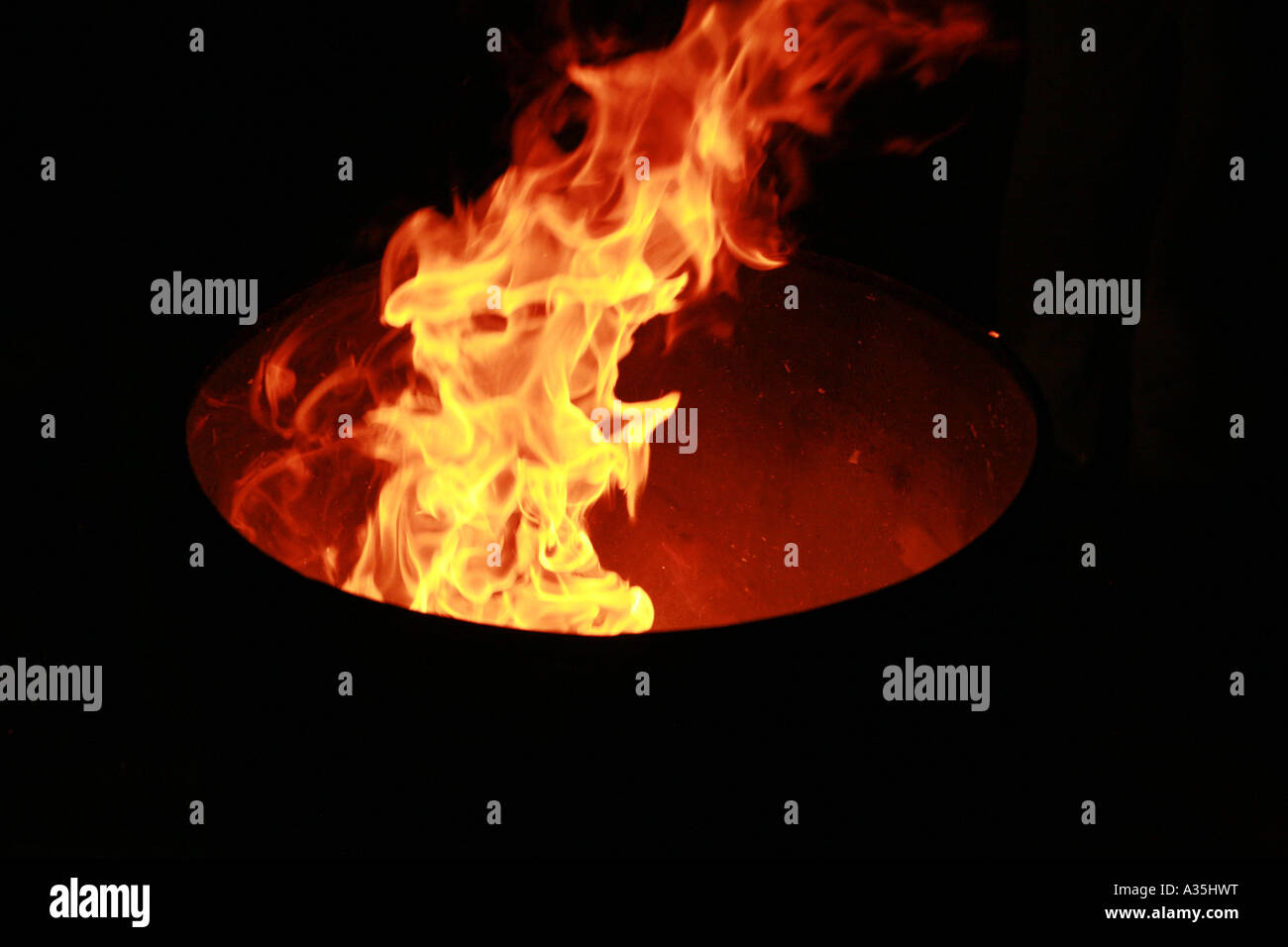 close up of a big wooden fire Stock Photo - Alamy